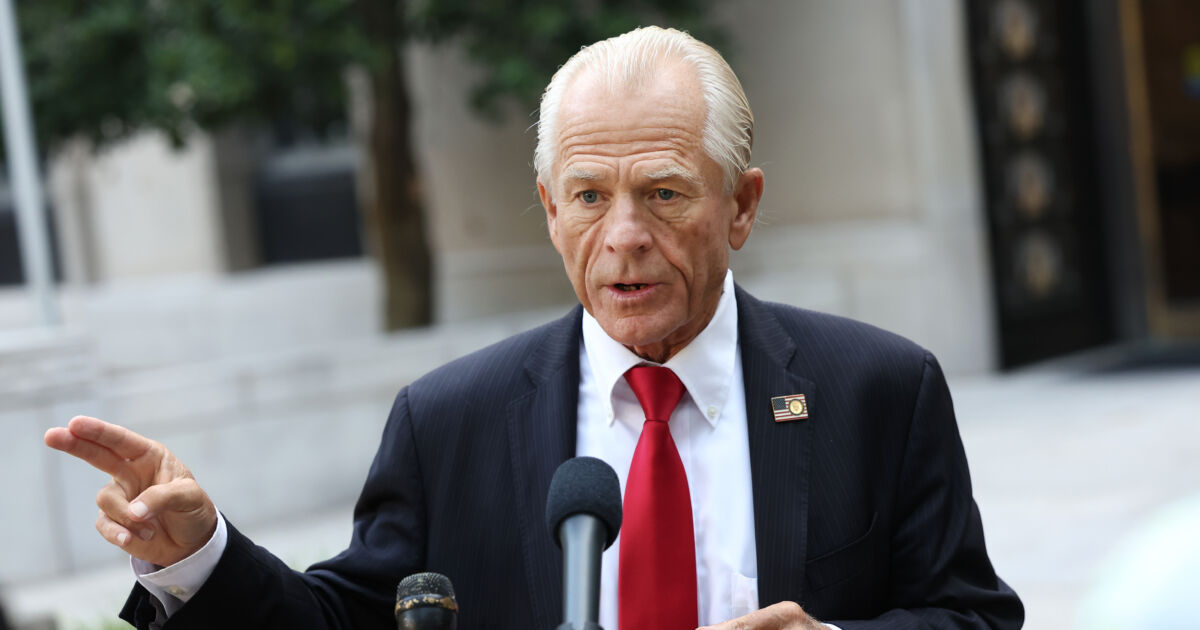 Former Trump Adviser Navarro Found Guilty of Contempt of Congress | NTD