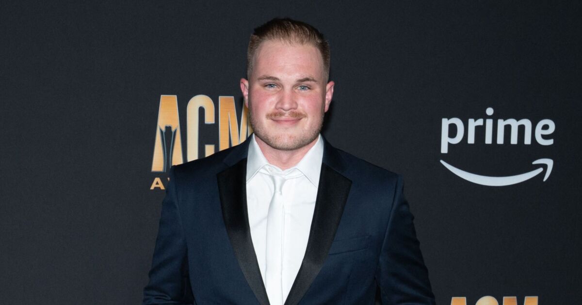 Country Singer Zach Bryan Is Arrested in Oklahoma, Apologizes on Social ... Country Singer Zach Bryan Is Arrested in Oklahoma, Apologizes on Social ...