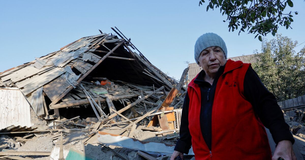 Ukraine Claims It Regains More Territory in Counteroffensive | NTD