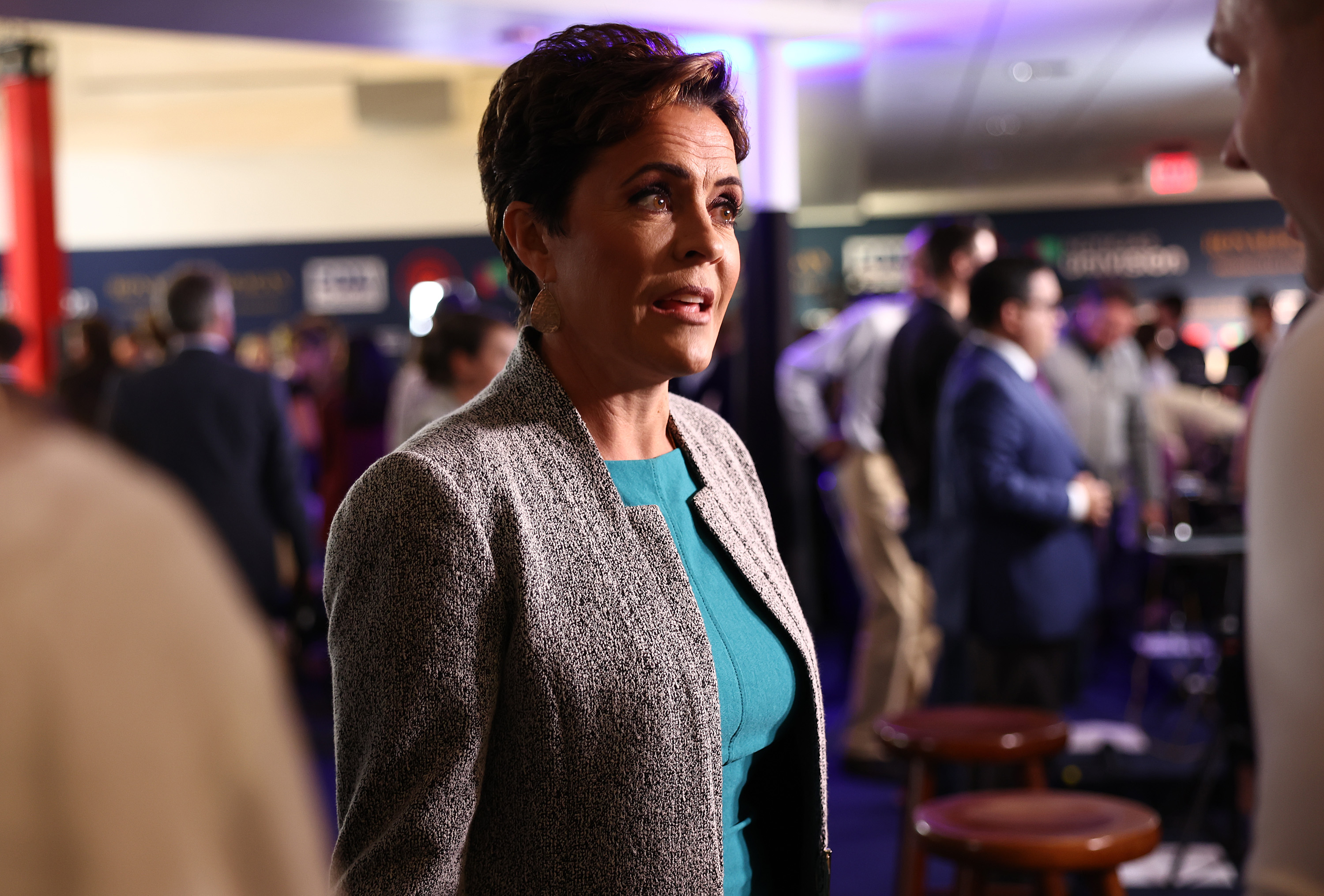 Kari Lake Launching Arizona Senate Campaign Oct. 10 | NTD