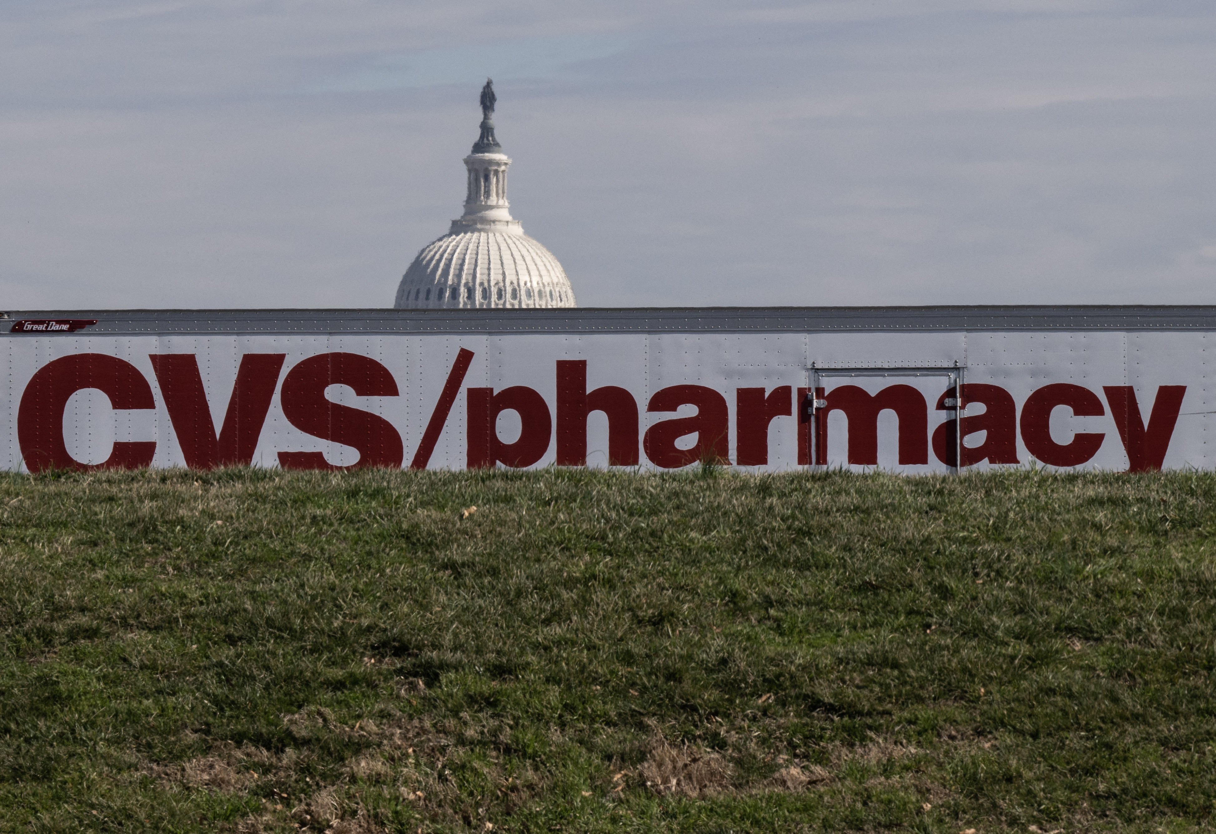 US Health Care: Major Pharmacies Closing Thousands of Stores | NTD