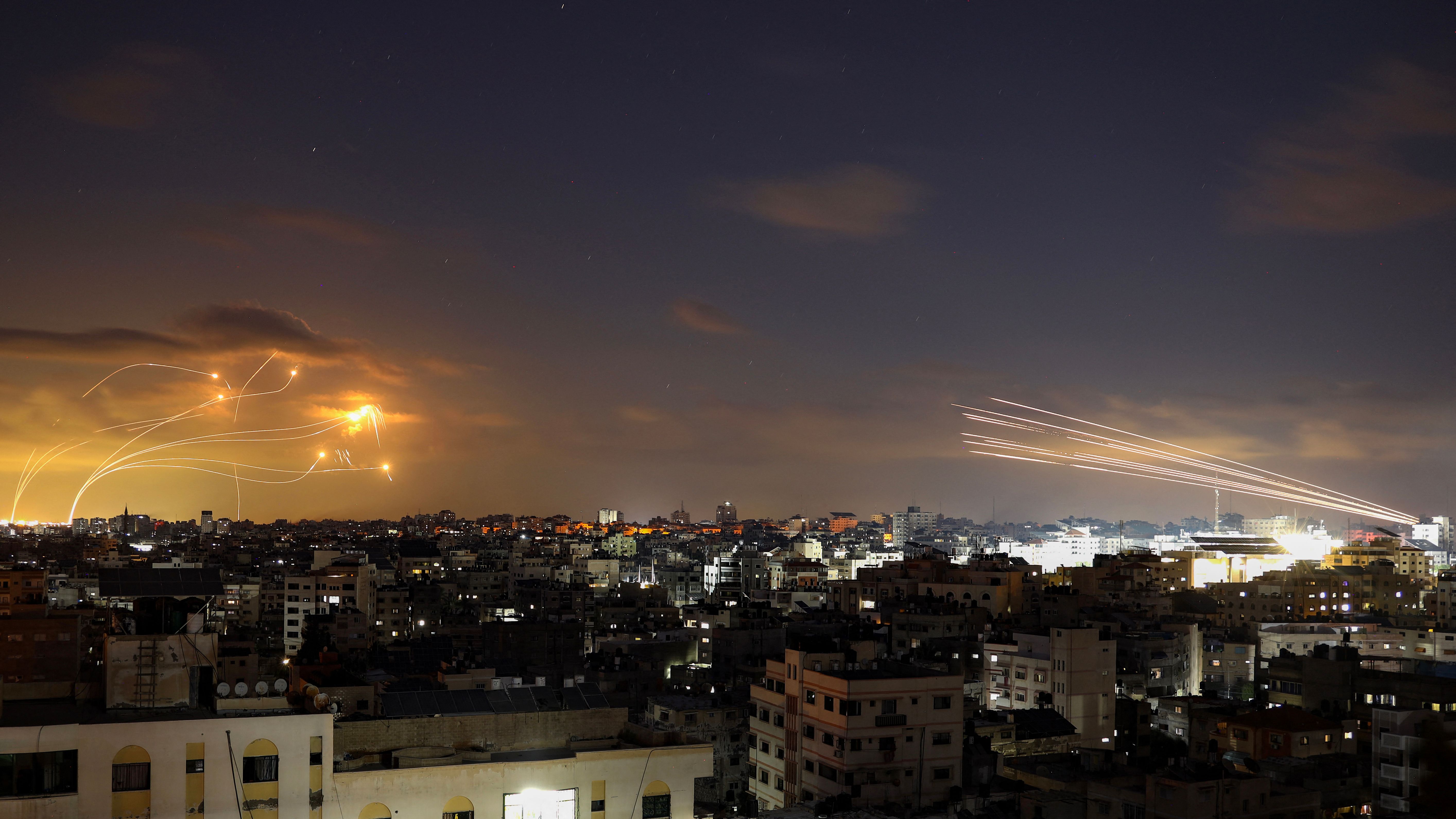 Live View of Gaza Skyline (Oct. 21) | NTD