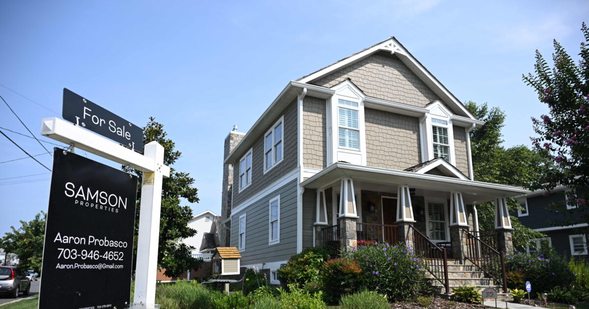 Pending Home Sales Drop to Lowest Levels Since 2001 | NTD