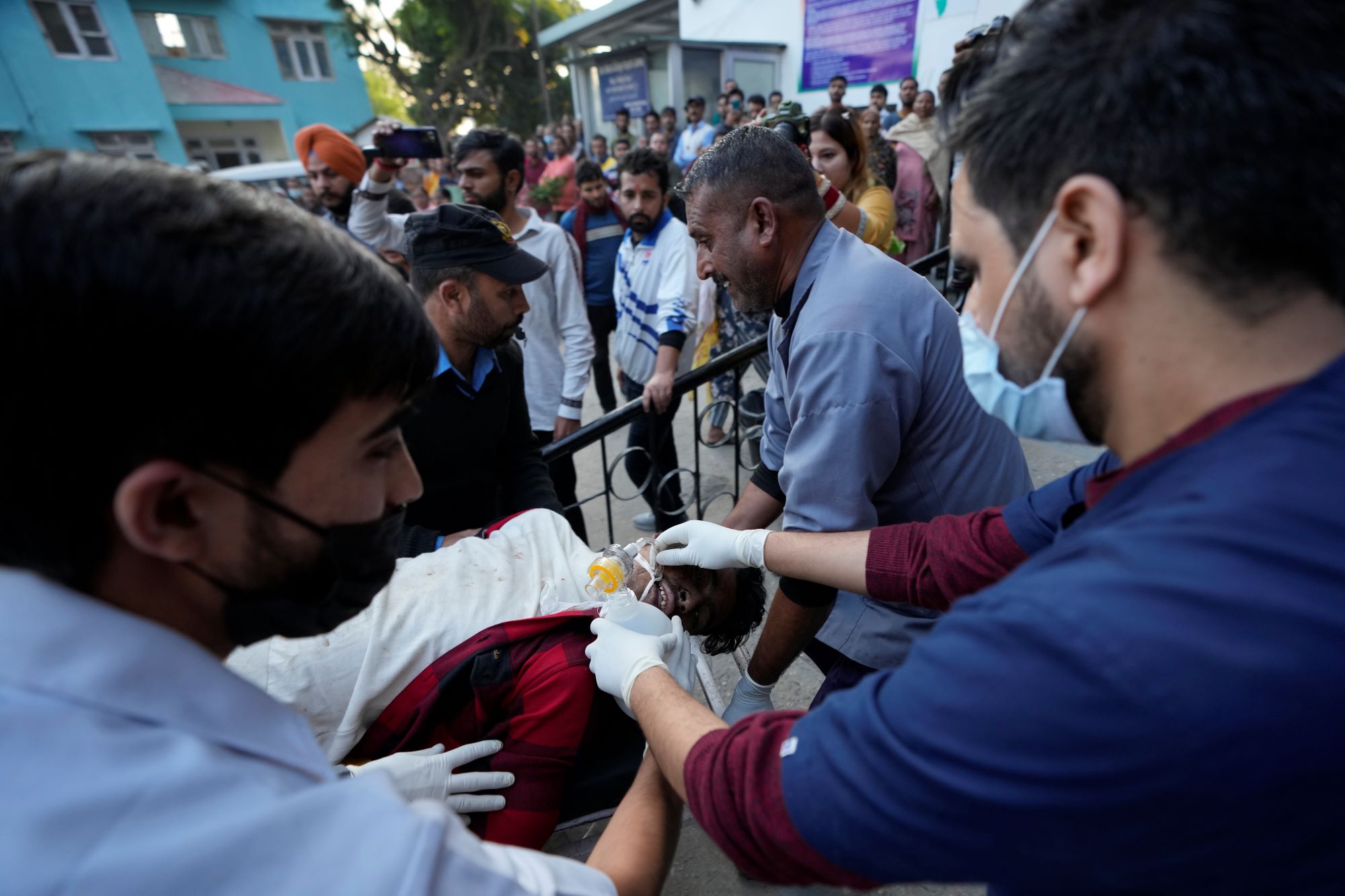 Bus Accident Leaves at Least 37 Dead and 18 Injured on Himalayan Road ... Bus Accident Leaves at Least 37 Dead and 18 Injured on Himalayan Road ...