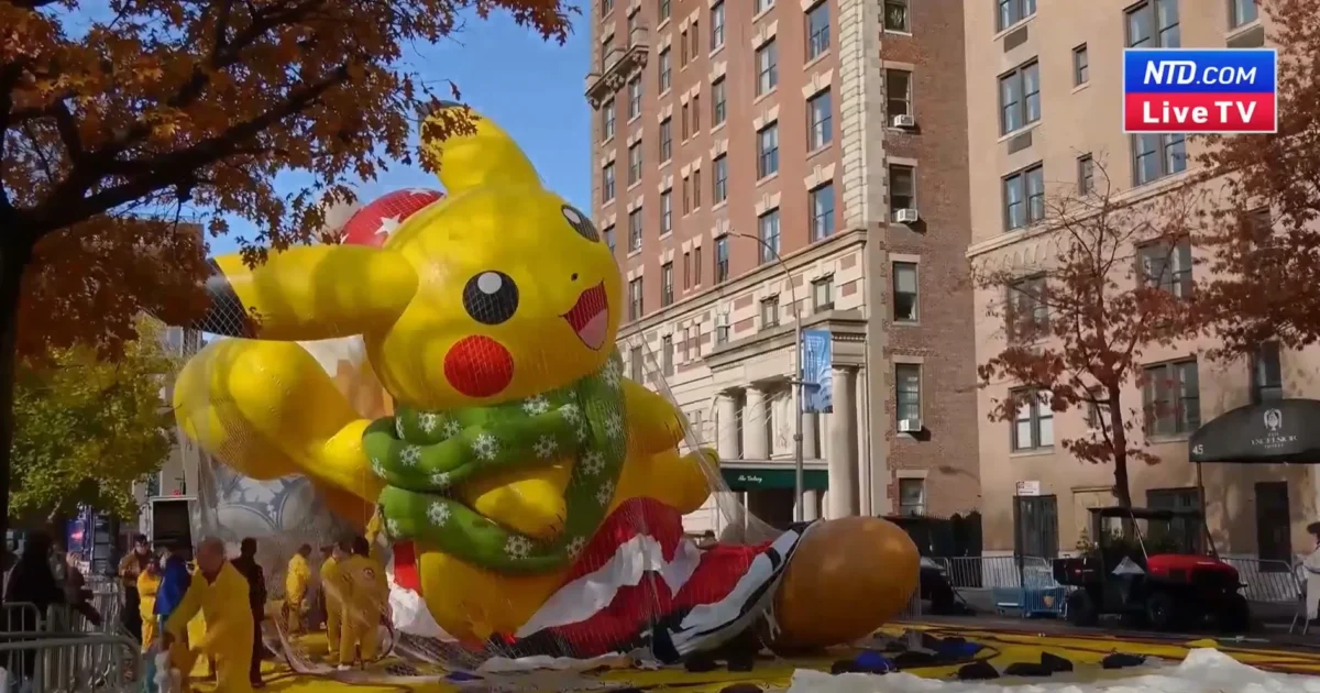 Balloons Are Inflated for the Thanksgiving Day Parade | NTD