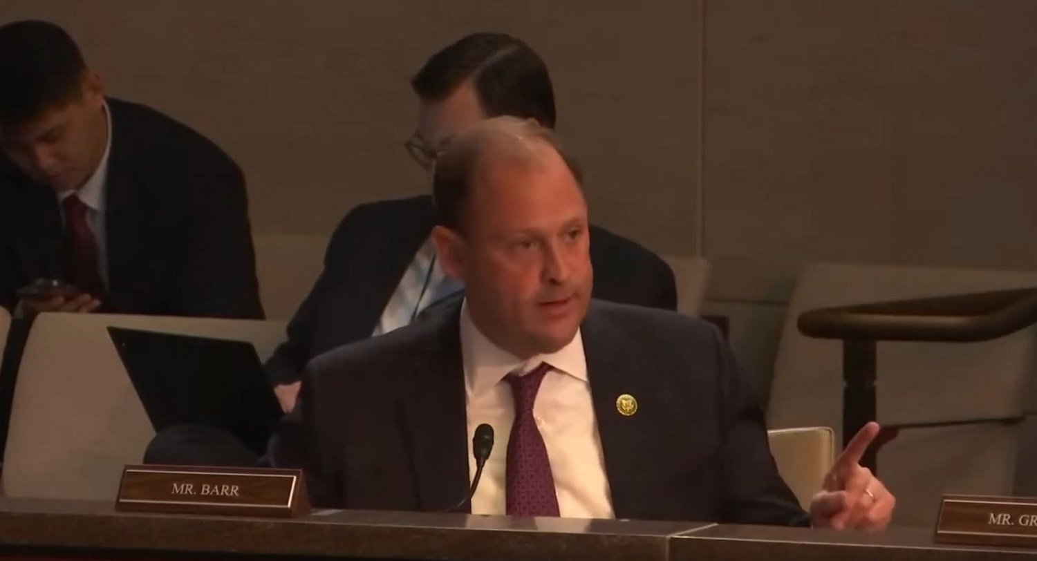 Rep. Barr: Take Advantage of CCP’s Communist ‘Achilles Heel’ | NTD