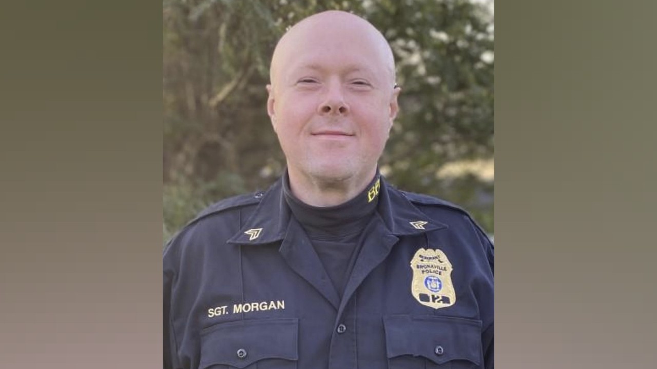 Family of 4 Found Dead in Apparent Murder-Suicide by New York Police ...