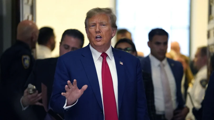 Trump Maintains Innocence, Questions Prosecution's Evidence as Civil Trial Continues | NTD