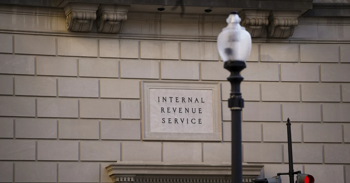 Watch Out for Bad Tax Advice on Social Media: IRS | NTD