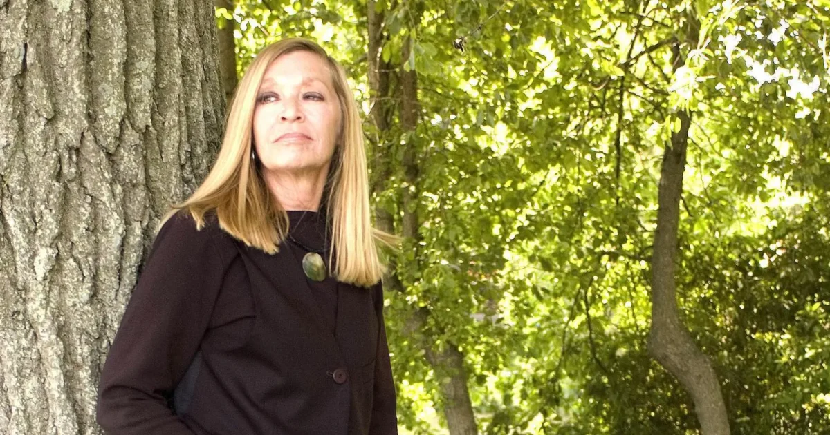 Mary Weiss, Lead Singer of Shangri-Las, Dies at 75 | NTD