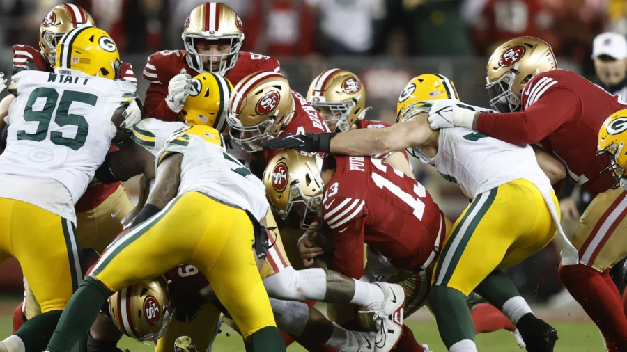 NFL Playoffs Down to 4 Teams | NTD