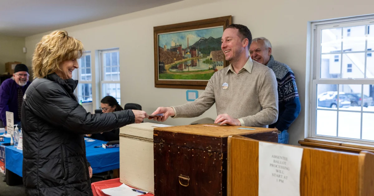 Voter Turnout in 2024 New Hampshire GOP Primary Eclipses Record | NTD