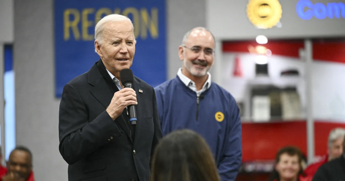 Biden Visits Michigan to Meet With UAW Members as Race for Labor ...