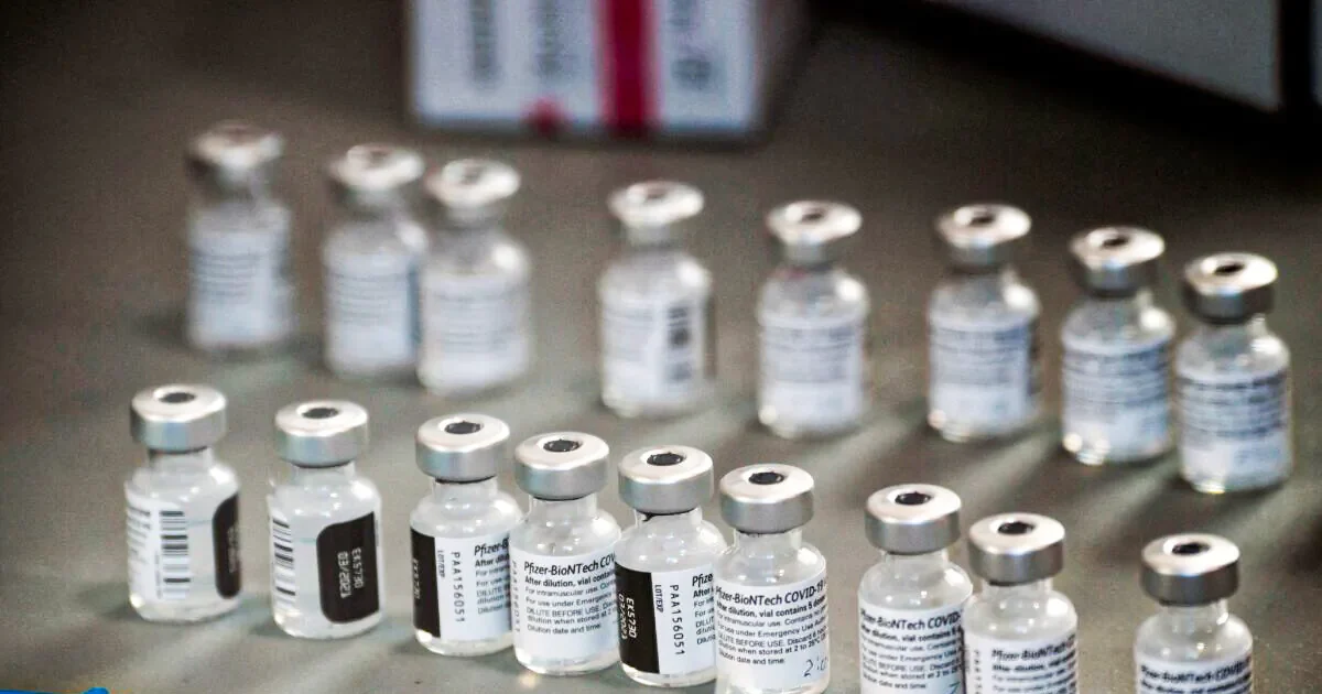 Lawmakers Grill CDC, FDA on Vaccine Mandates and Injuries | NTD