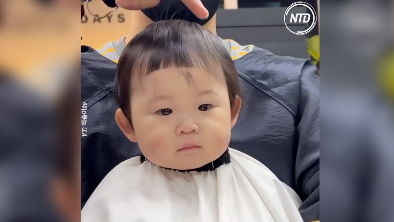 Baby’s First Visit to the Hairdresser | NTD