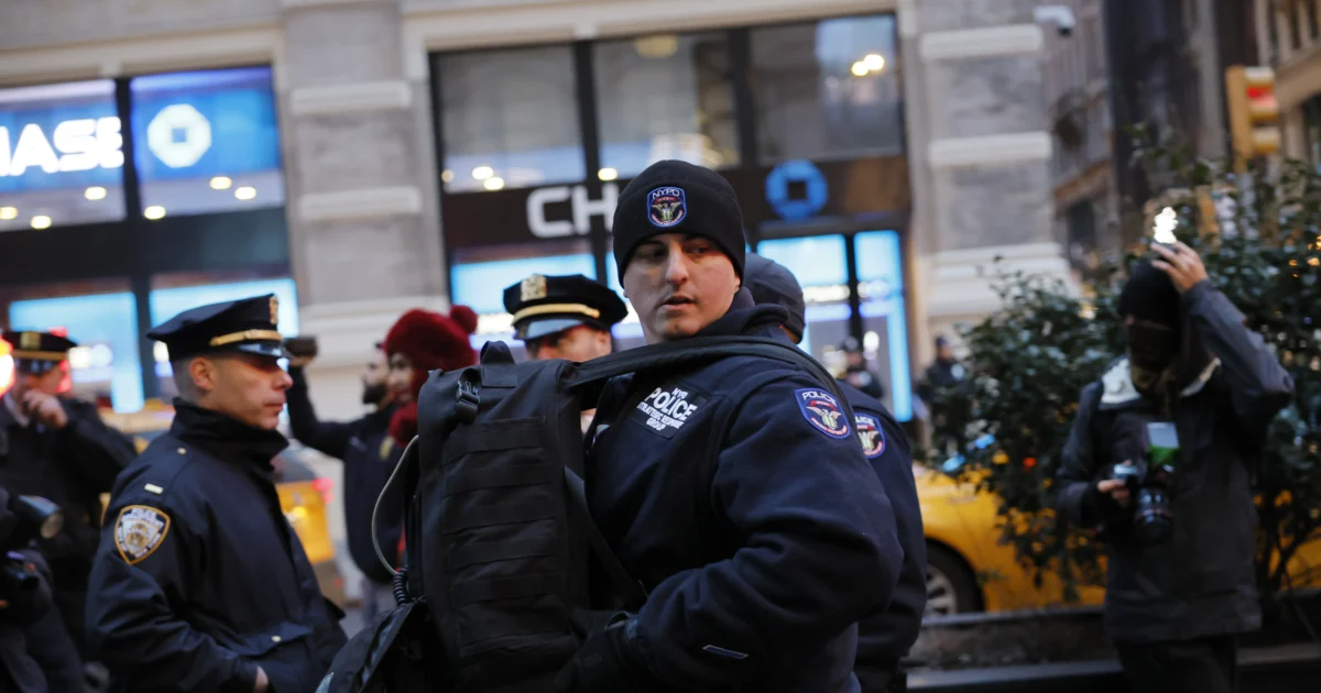 NYPD Transit Chief Gives Update on Bronx Subway Shooting | NTD