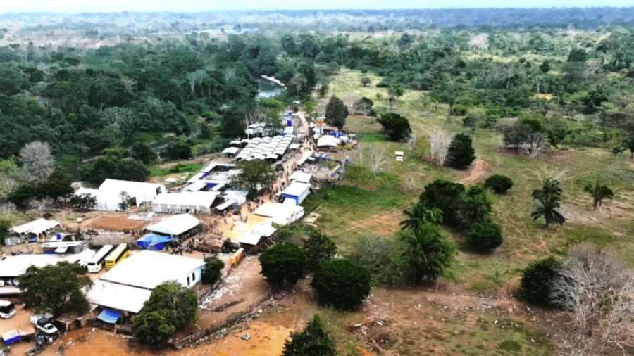 UN, NGOs Facilitating Migration to US, Not Providing Aid in Native ...