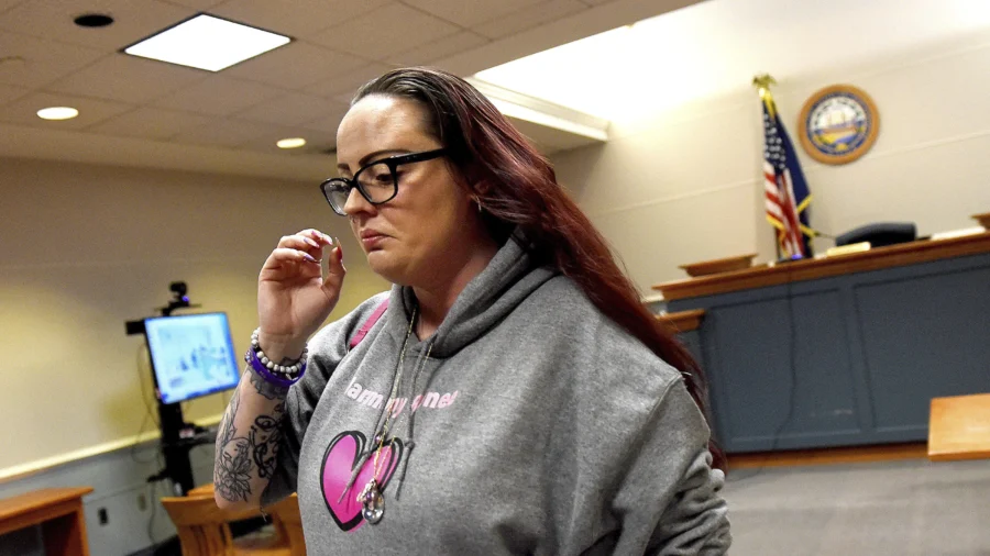 Mother of 5-Year-Old Girl Killed by Father Takes First Steps in Planned ...