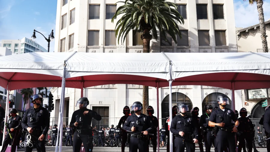 Los Angeles ‘Burglary Tourist’ Gangs Flying in on Visas to Rob Mansions ...