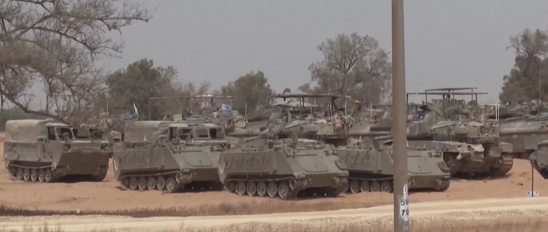 Israeli Tanks Lined Up for Possible Rafah Offensive | NTD