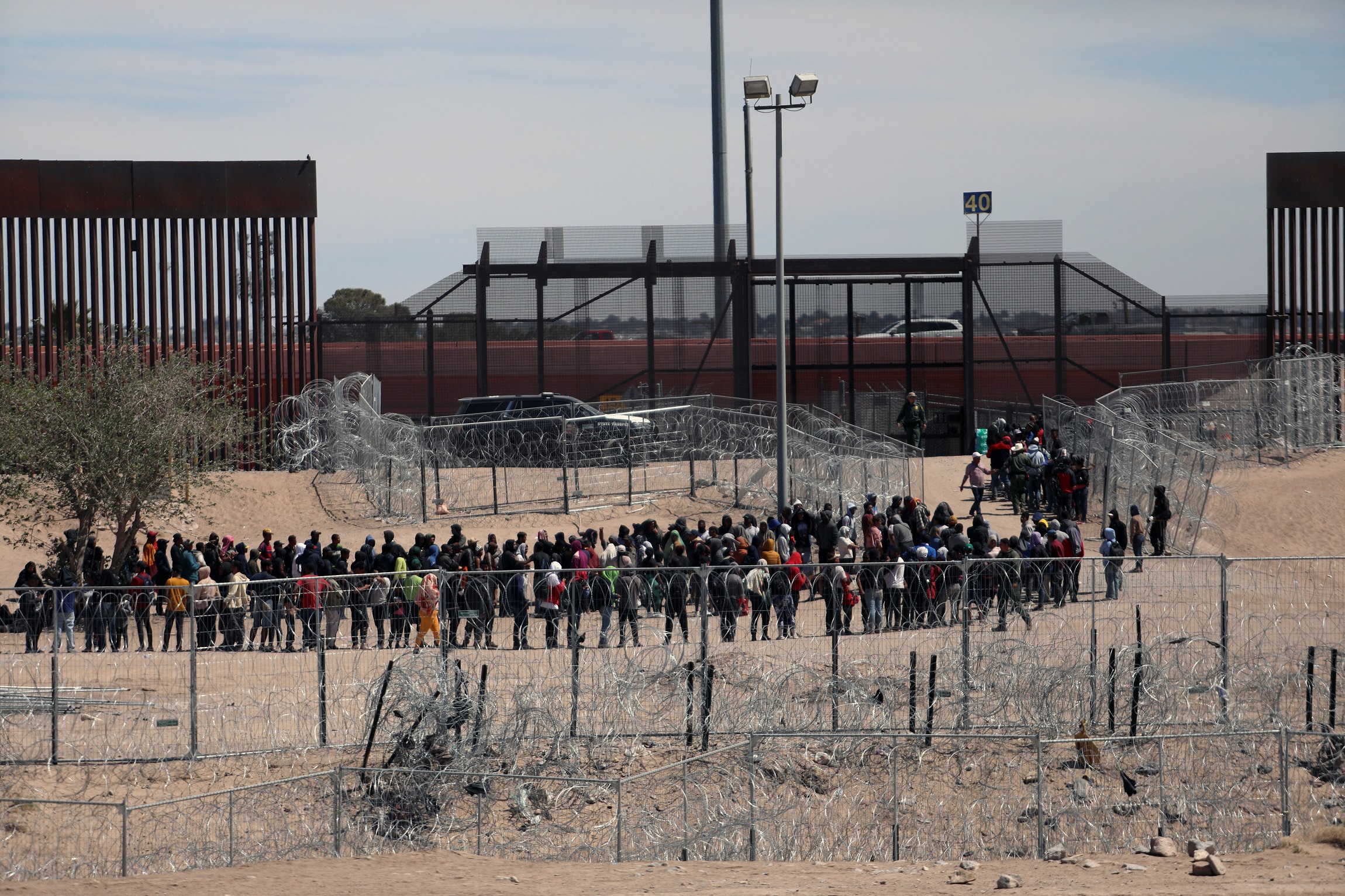 Americans Say Immigration Is the Most Critical Issue Facing US: Gallup ...