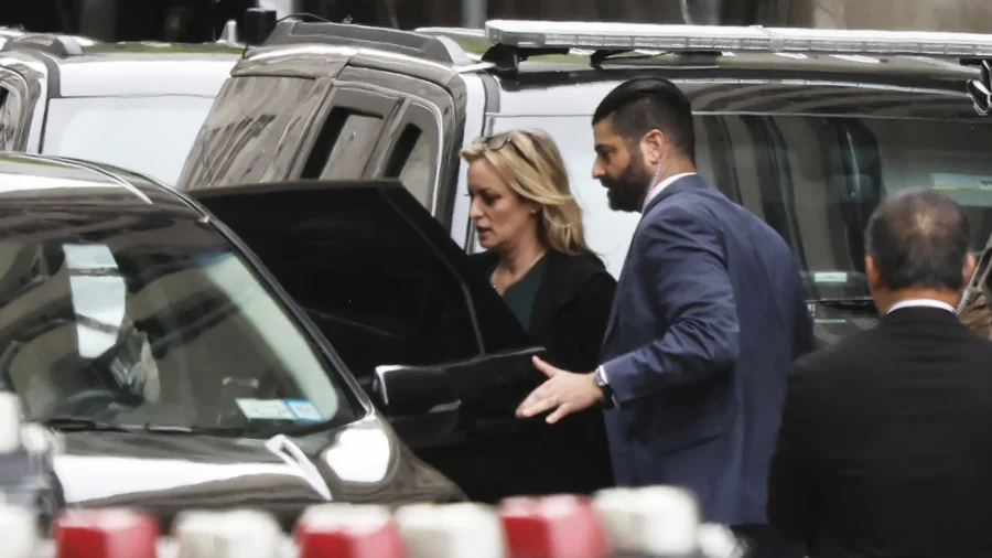 'No Reason' to Call in Stormy Daniels as a Witness: Legal Expert | NTD