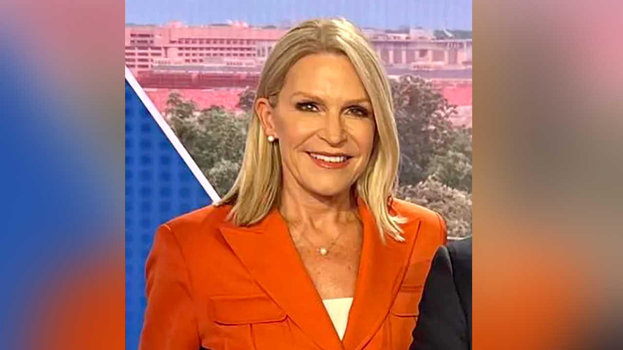 CNN Political Commentator Alice Stewart Dies at 58 | NTD