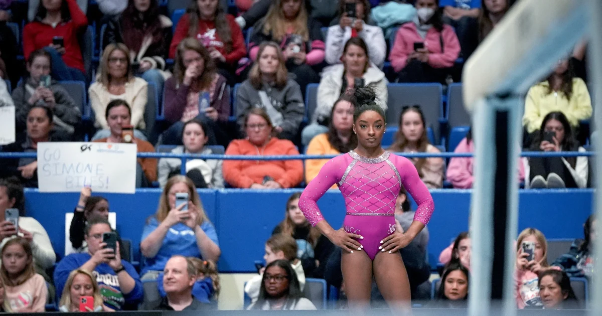 Simone Biles Shines in Return While Gabby Douglas Scratches After Shaky ...