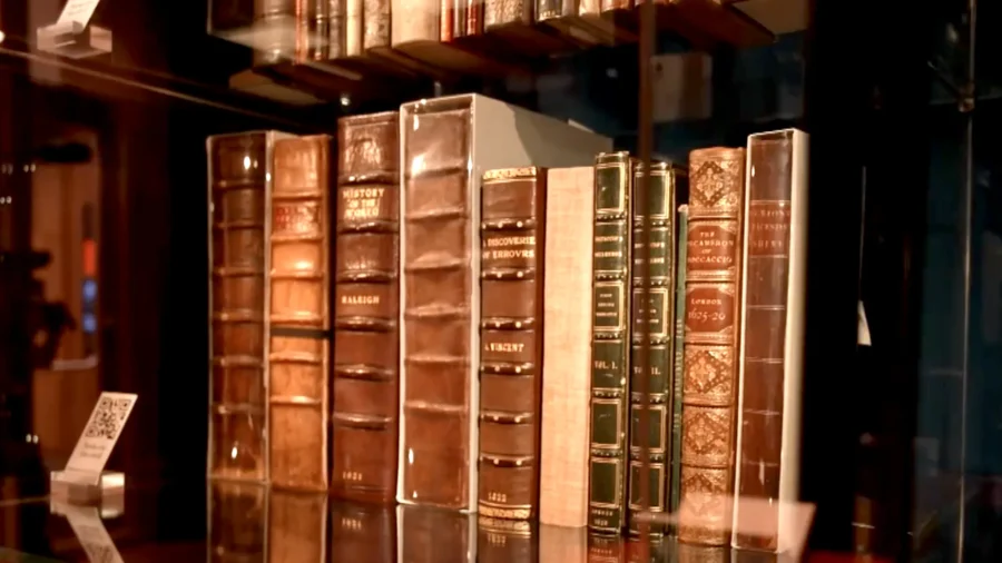 Washington's Folger Shakespeare Library Reopens After Renovation | NTD