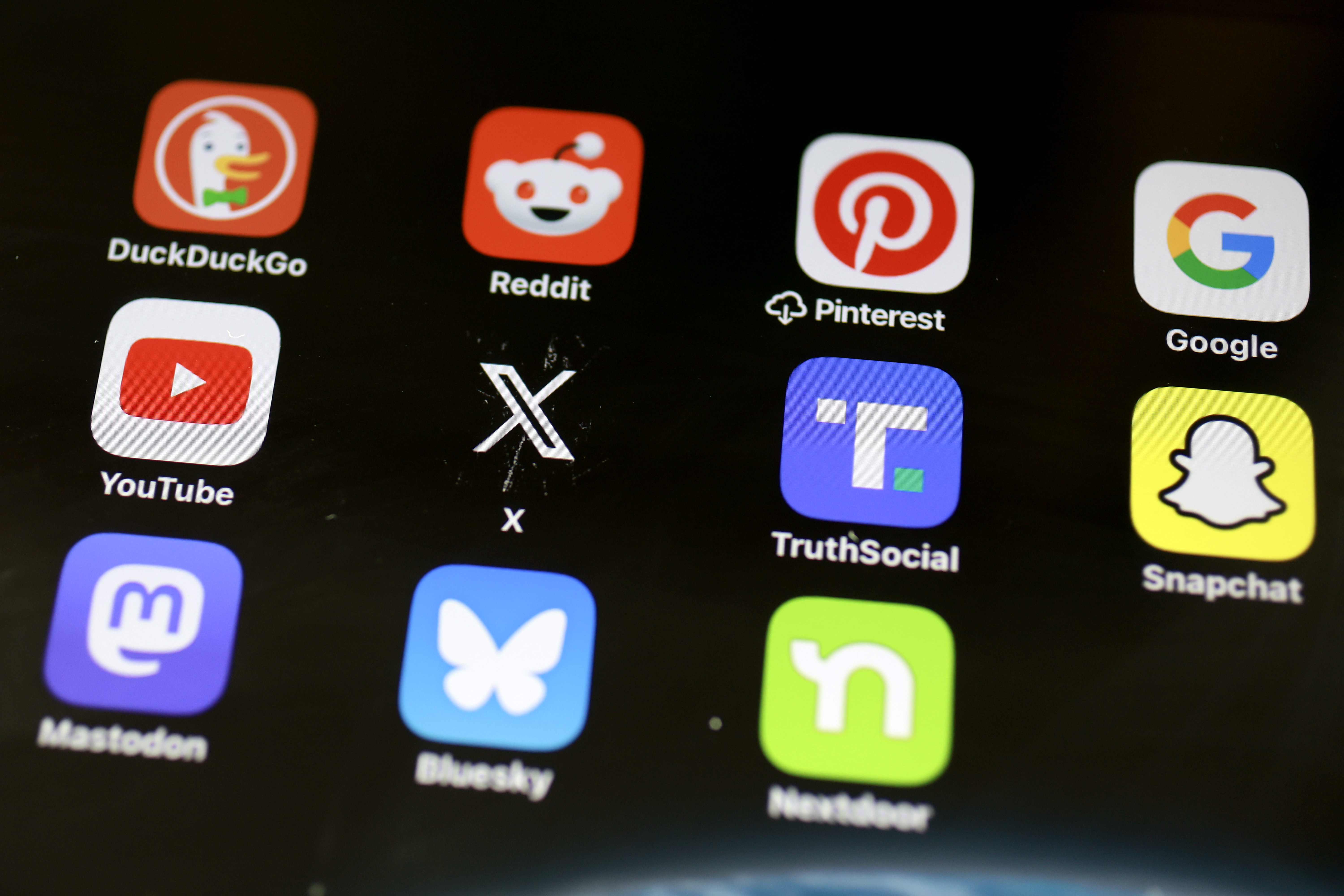 Social Media Warning Labels a ‘Fig-Leaf Action’–and No Substitute for ...