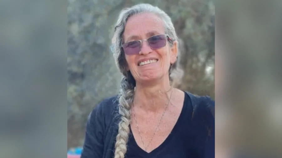 Israeli Forces Retrieve Bodies of 5 Hostages From Gaza, Military Says | NTD