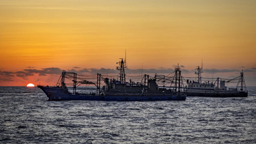 Philippine Forces Sail to Hotly Disputed Shoal Without Incident for ...