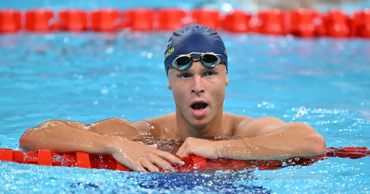 Swedish Swimmer Out of Olympic Marathon in Seine; Organizers Insist ...