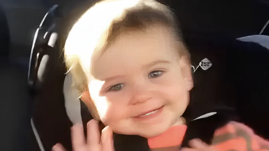 Super Cute Baby Wakes up Dancing to Justin Bieber | NTD