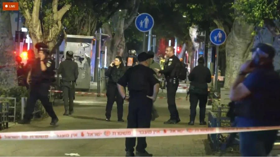 6 Dead in Shooting Attack in Jaffa, Israel | NTD
