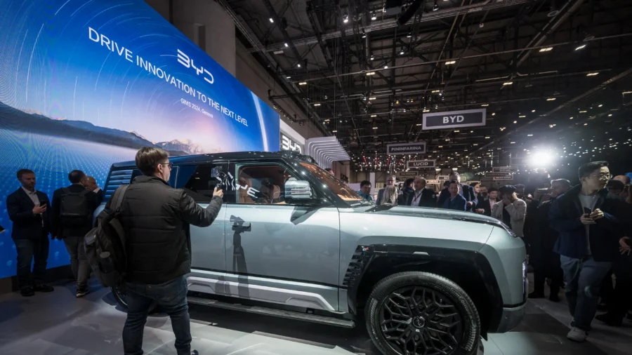 Carmakers Under Pressure From Subsidized Chinese Competitors | NTD