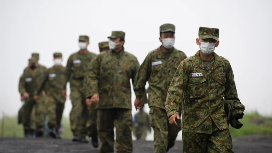 Japan's Self-Defense Forces Mark 70th Anniversary | NTD