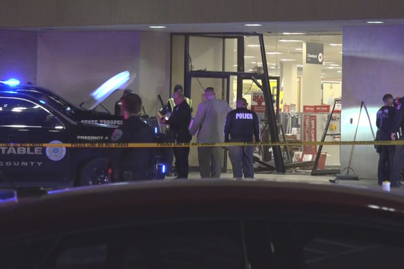 Fleeing Driver Crashes Through JCPenney at Texas Mall, Injuring 5 ...