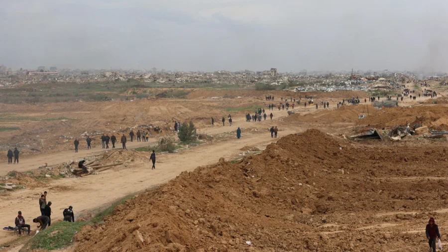 Israeli Troops Withdraw From Gaza’s Netzarim Corridor | NTD