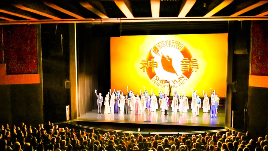 Shen Yun MC: CCP Afraid of Shen Yun Because It Exposes Atrocities ...
