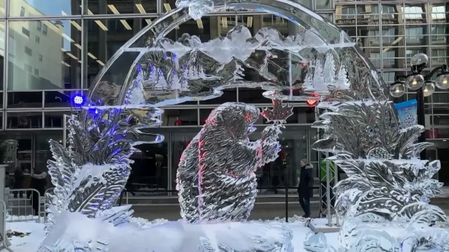 Exquisite Ice Sculptures on Show at Canadian 'Winterlude' Festival | NTD