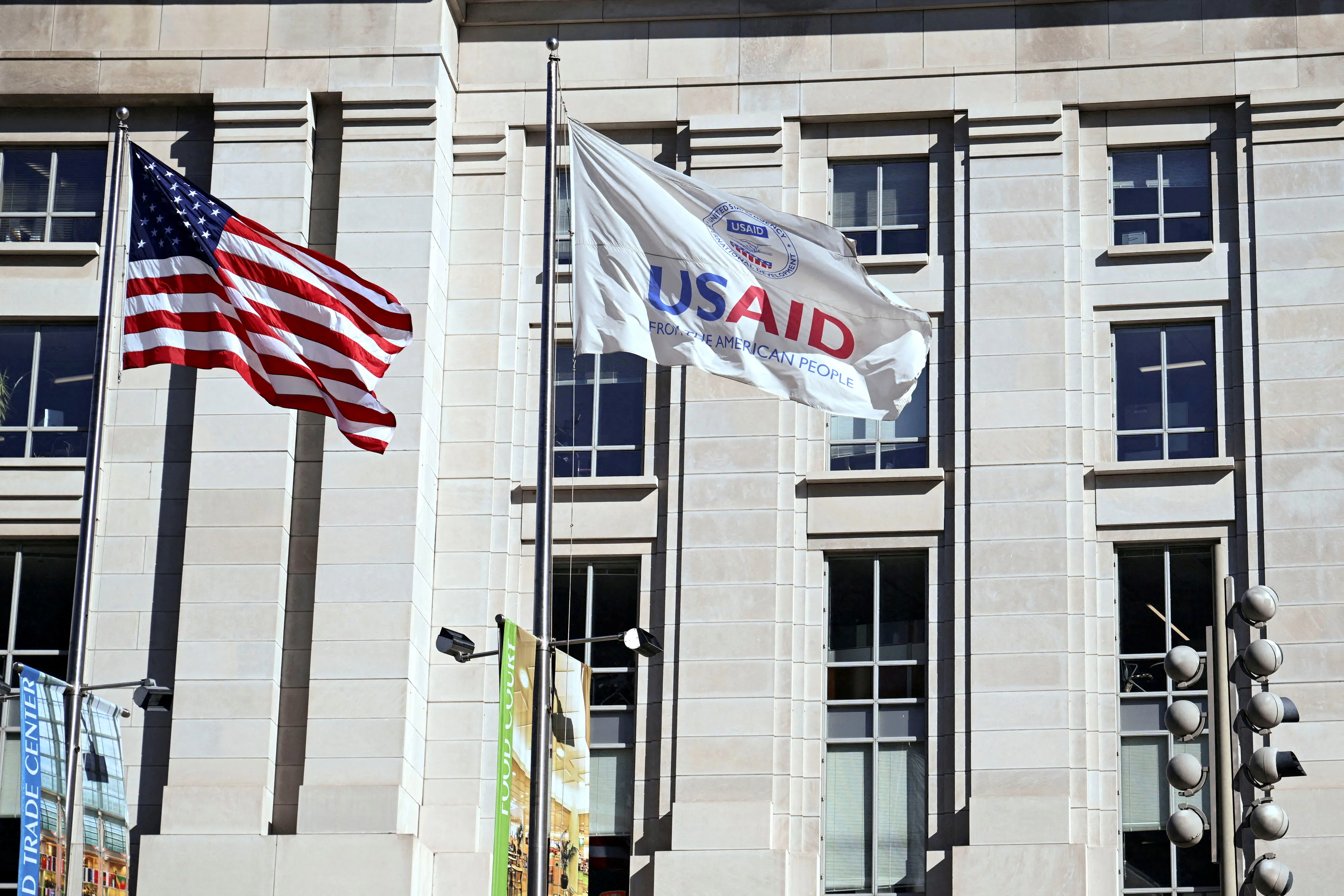 Judge Blocks DOGE Dismantling of USAID | NTD