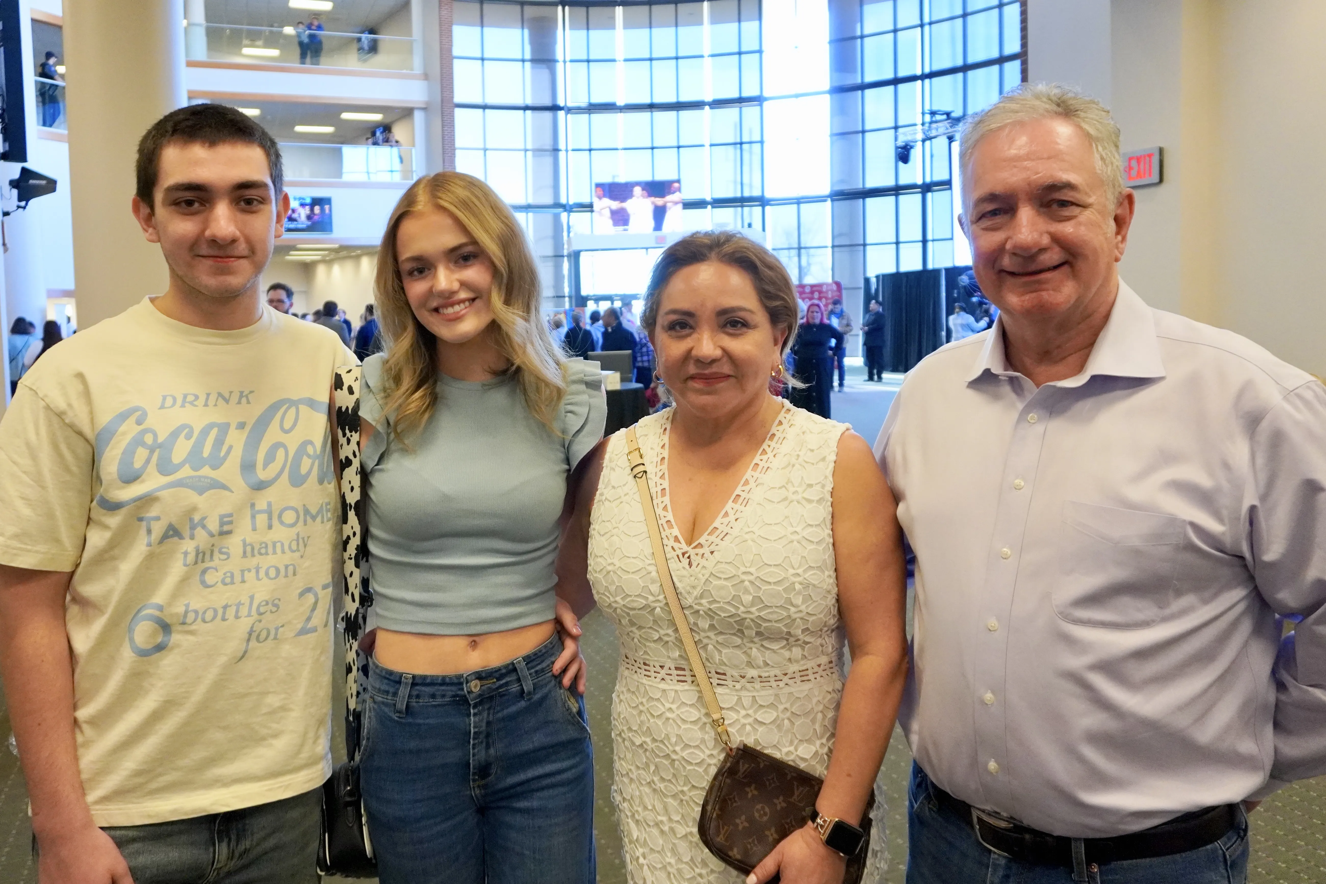 Go and See It, Theatergoers Say of Shen Yun | NTD