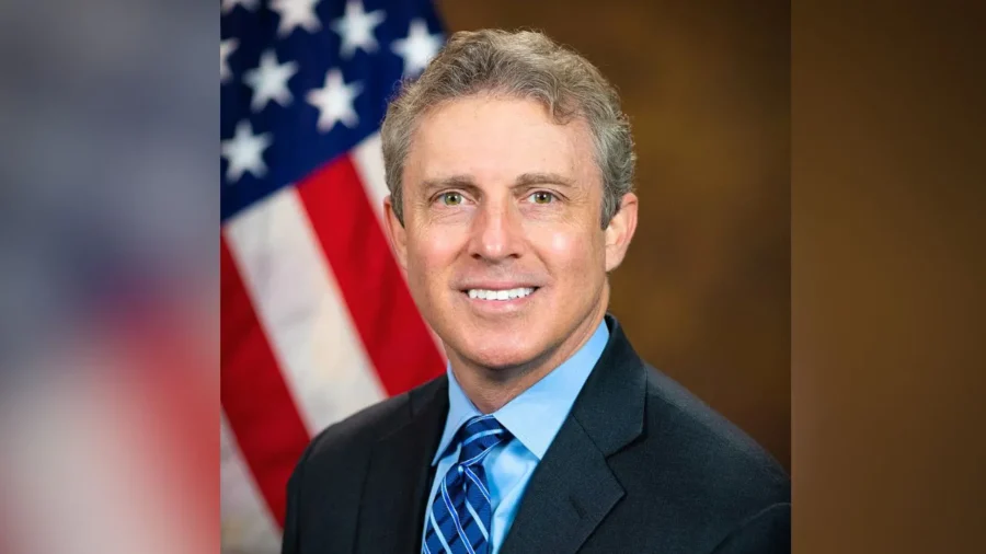 Official Terminated by Trump Ends Legal Fight After Court Ruling | NTD