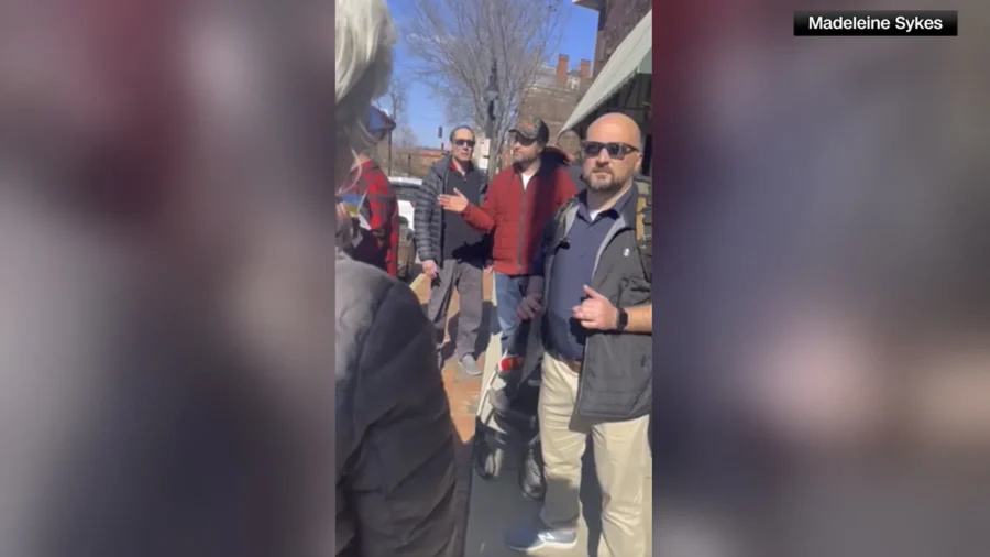 Vance Says Protesters Followed Him and His Daughter | NTD