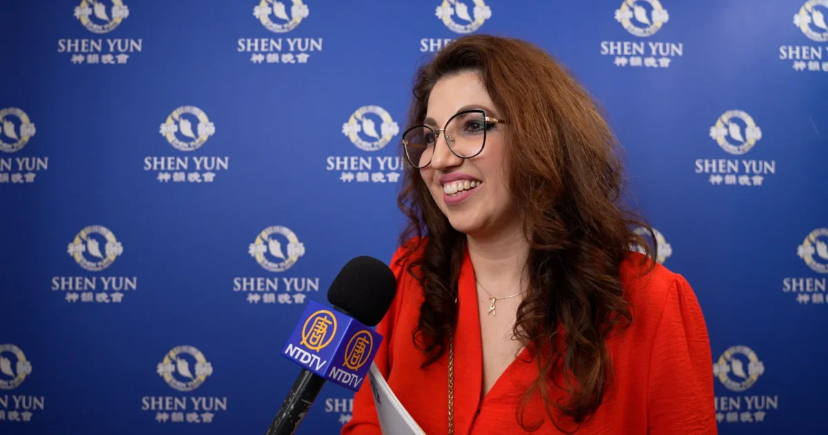 Shen Yun Artists ‘Share This Magic With Us,’ Says French Patron | NTD