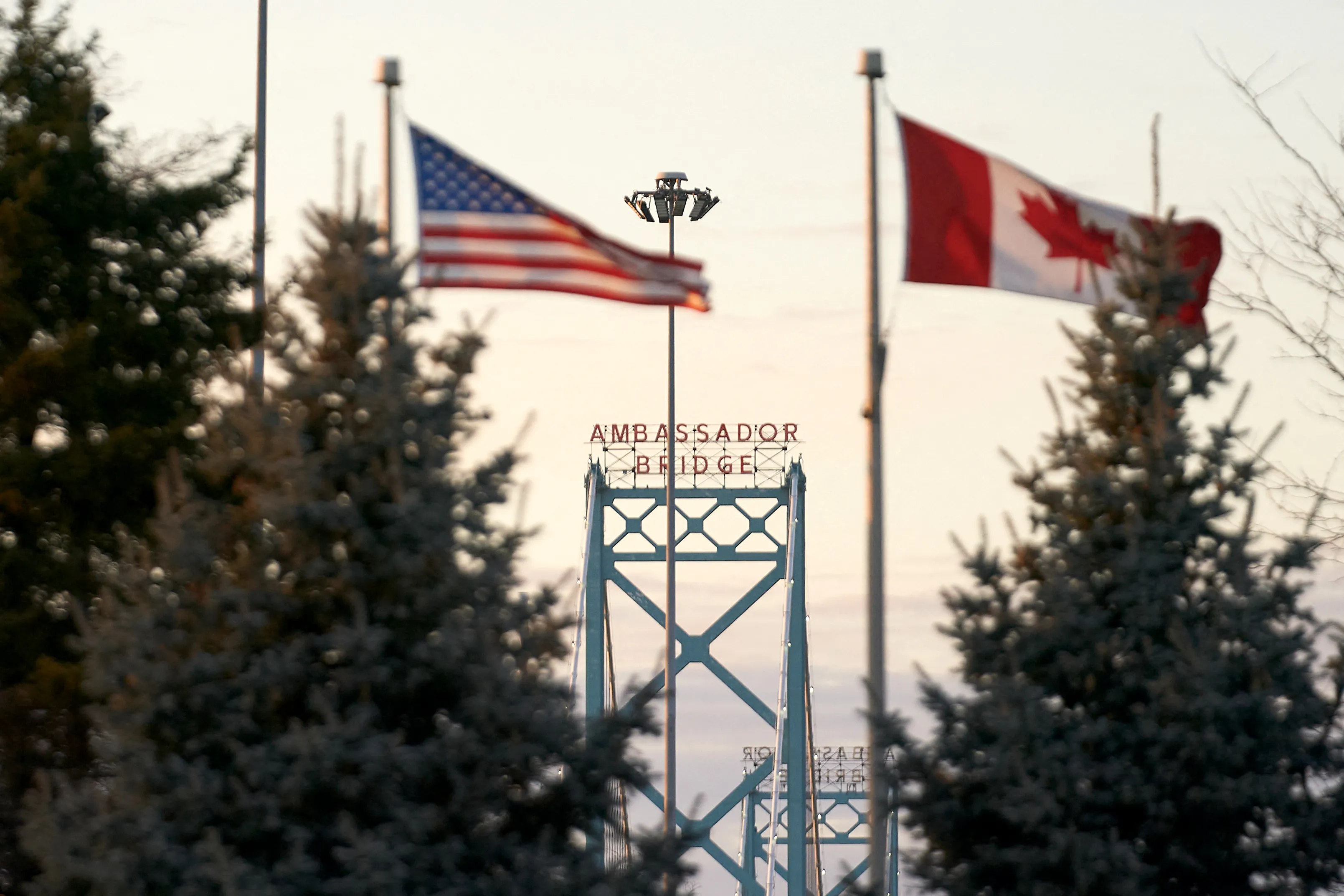 Canada Advises US-bound Travelers ‘Expect Scrutiny at Ports of Entry, Including of Electronic ...