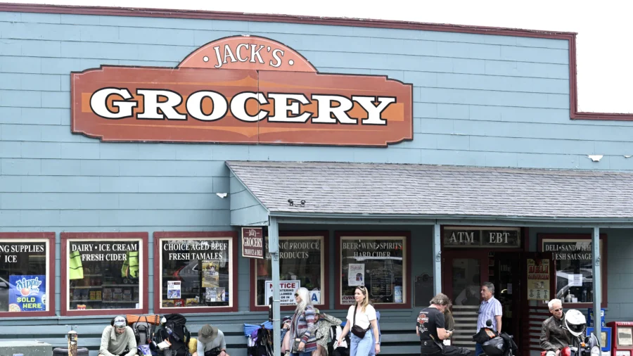 5.2-Magnitude Quake Shakes Southern California, Tumbling Rocks Onto ...