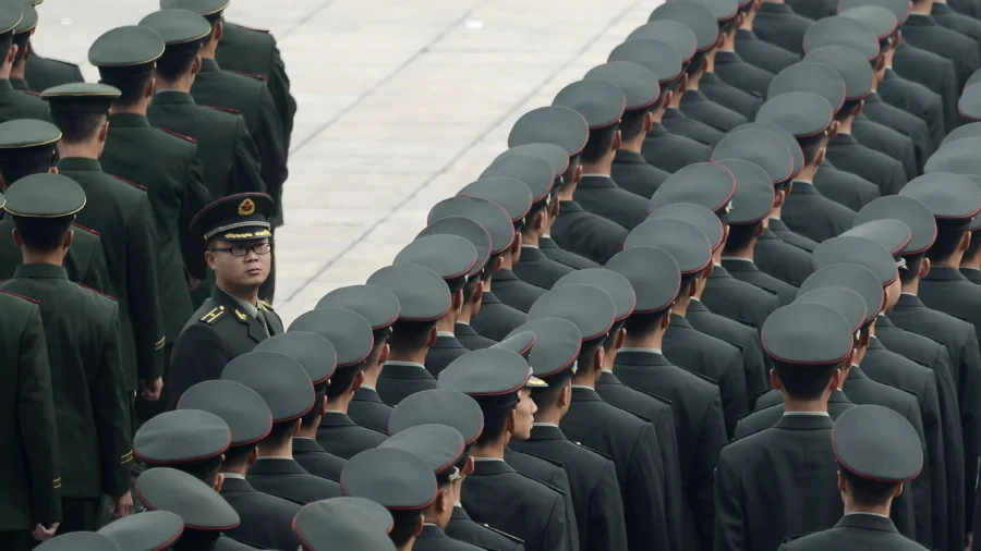 Despite the Cost, Politburo Hints at CCP Plan to Continue Trade Fight ...