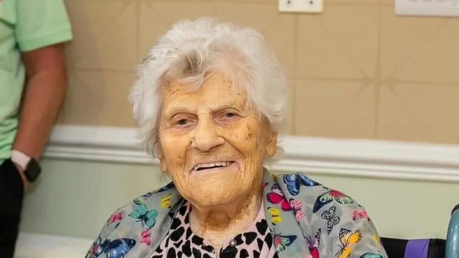 'Never Arguing' Is the Secret to Longevity, Says the World’s Oldest ...